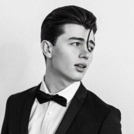 Discografia de Elliot James Reay Lyrics, Songs, and Albums