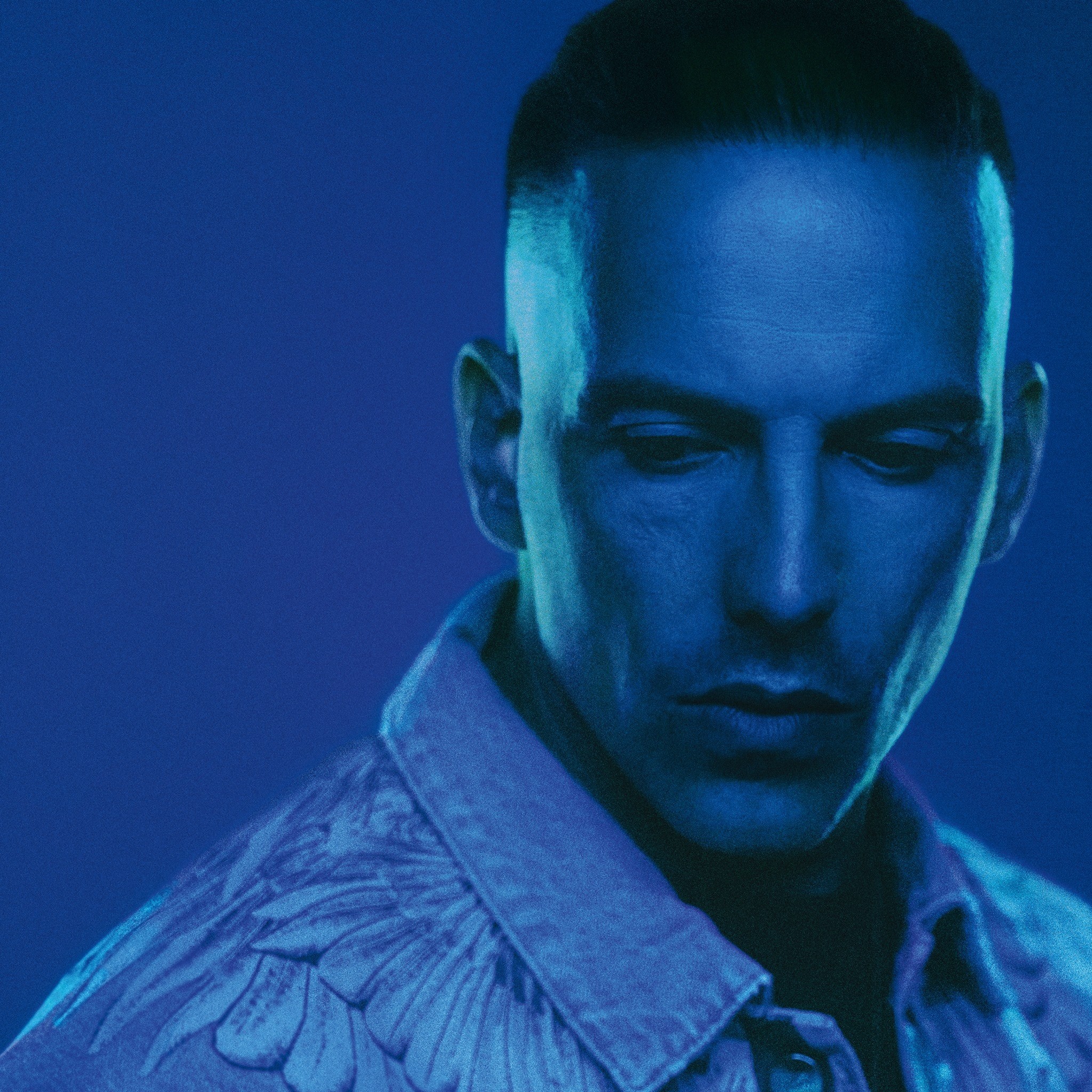 Anthrazit Forever (Intro) - Songtext - RAF Camora | LETRASBO...