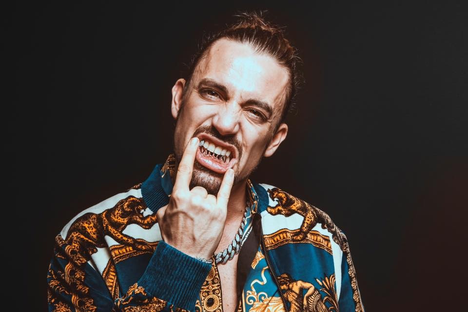 Imagen de Like Mike | LETRASBOOM.COM