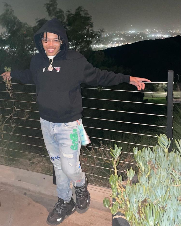 Imagen de Oth Dwayne | LETRASBOOM.COM