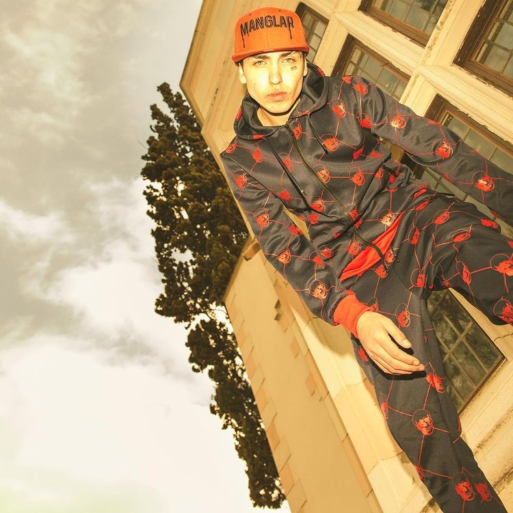 Discografia de Nes Lyrics, Songs, and Albums