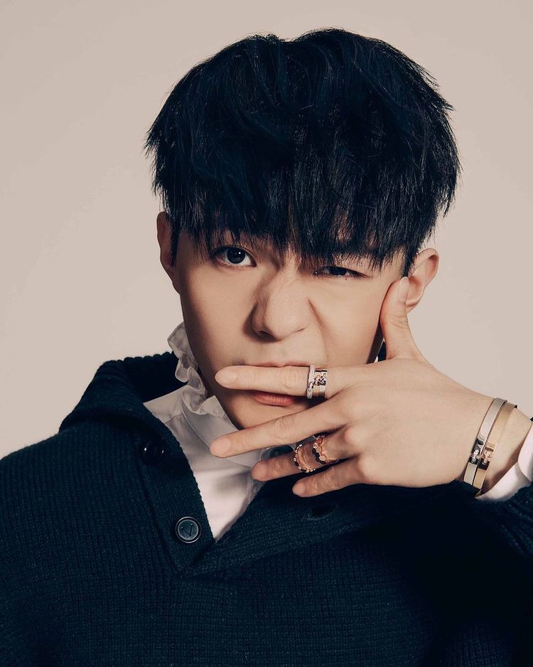 Letra de 鑿 (Chisel) - 陳卓賢 (Ian Chan) - Lyrics | LETRASBOOM.COM