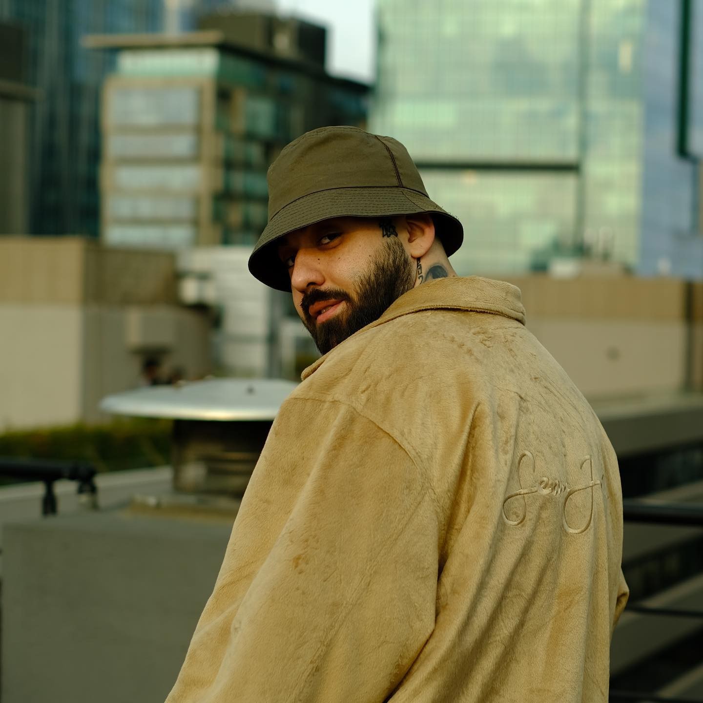 Discografia de Aksan Lyrics, Songs, and Albums