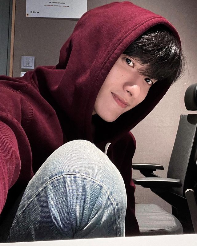 Imagen de DOKYEOM (도겸) | LETRASBOOM.COM