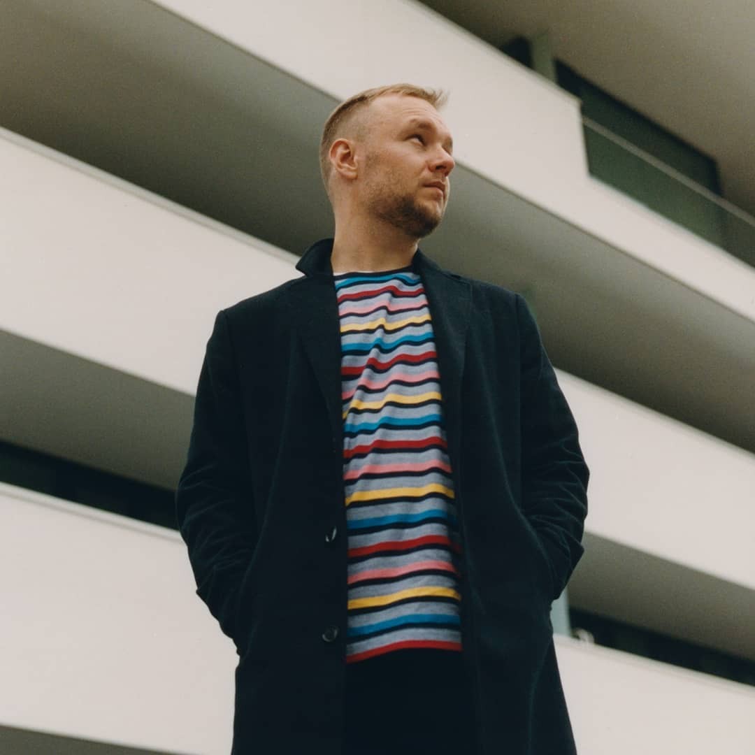 Discografia de Solar Lyrics, Songs, and Albums