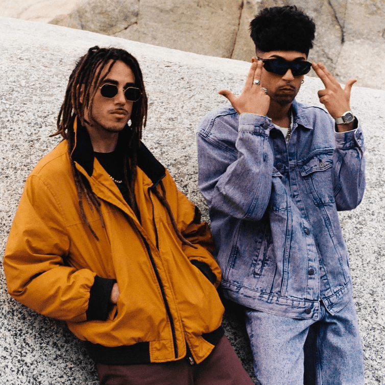 Imagen de Cráneo y Bejo | LETRASBOOM.COM