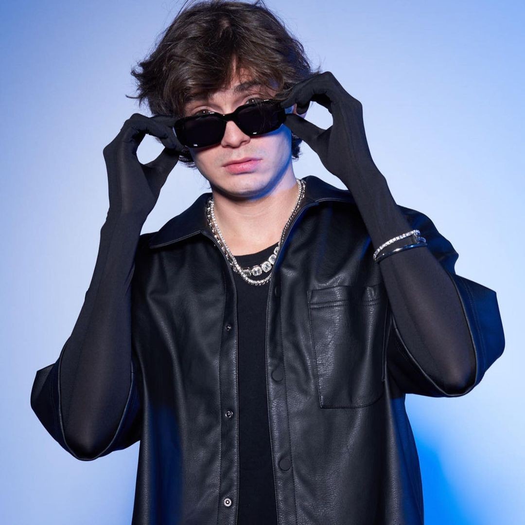 Discografia de Sebastian Esquivel Lyrics, Songs, and Albums