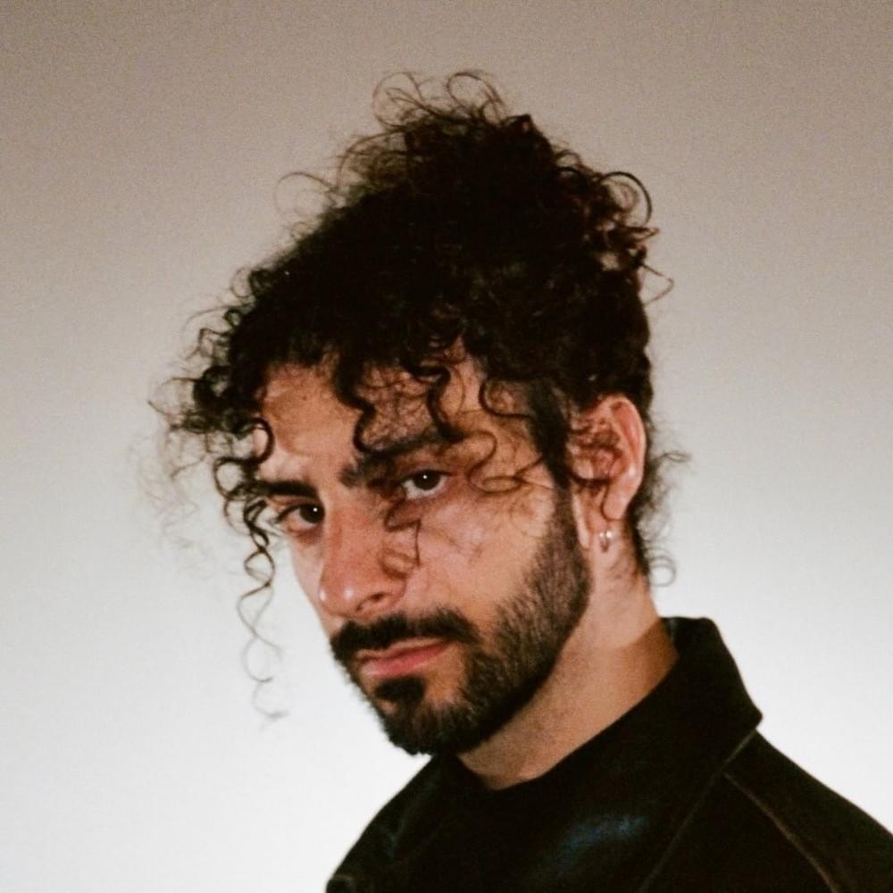 Letras de canciones de Charlie Charles Lirycs